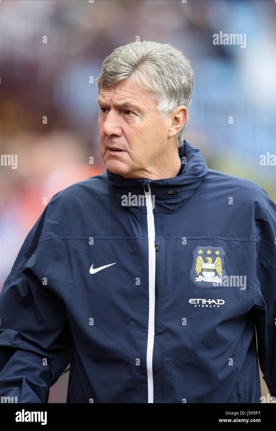 BRIAN KIDD MANCHESTER CITY ASSISTANT COACH MANCHESTER CITY ASSISTANT ...