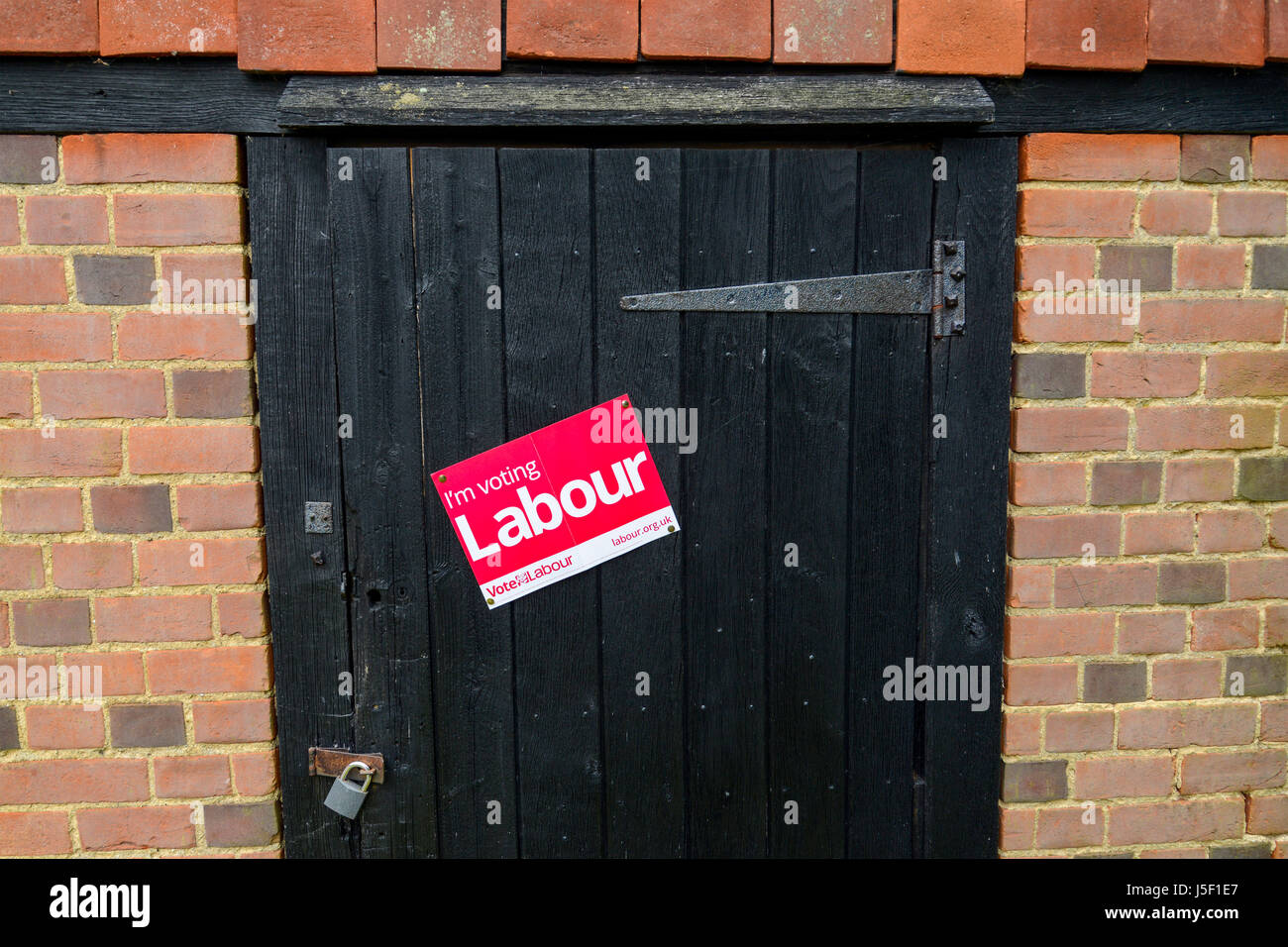 Labour election poster hi-res stock photography and images - Alamy