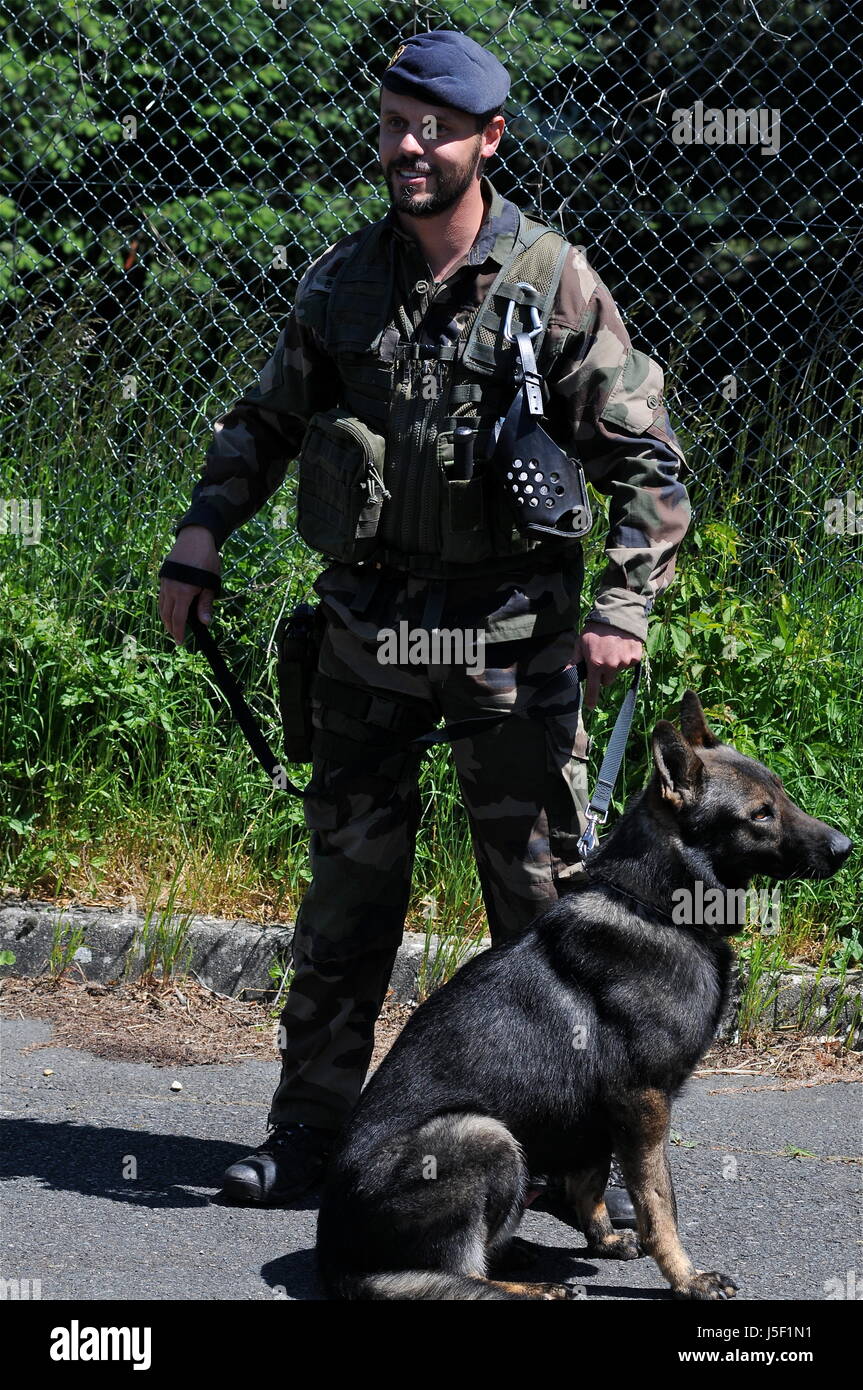 French Air Force commandos take part into antiterrorist drill at Mount ...