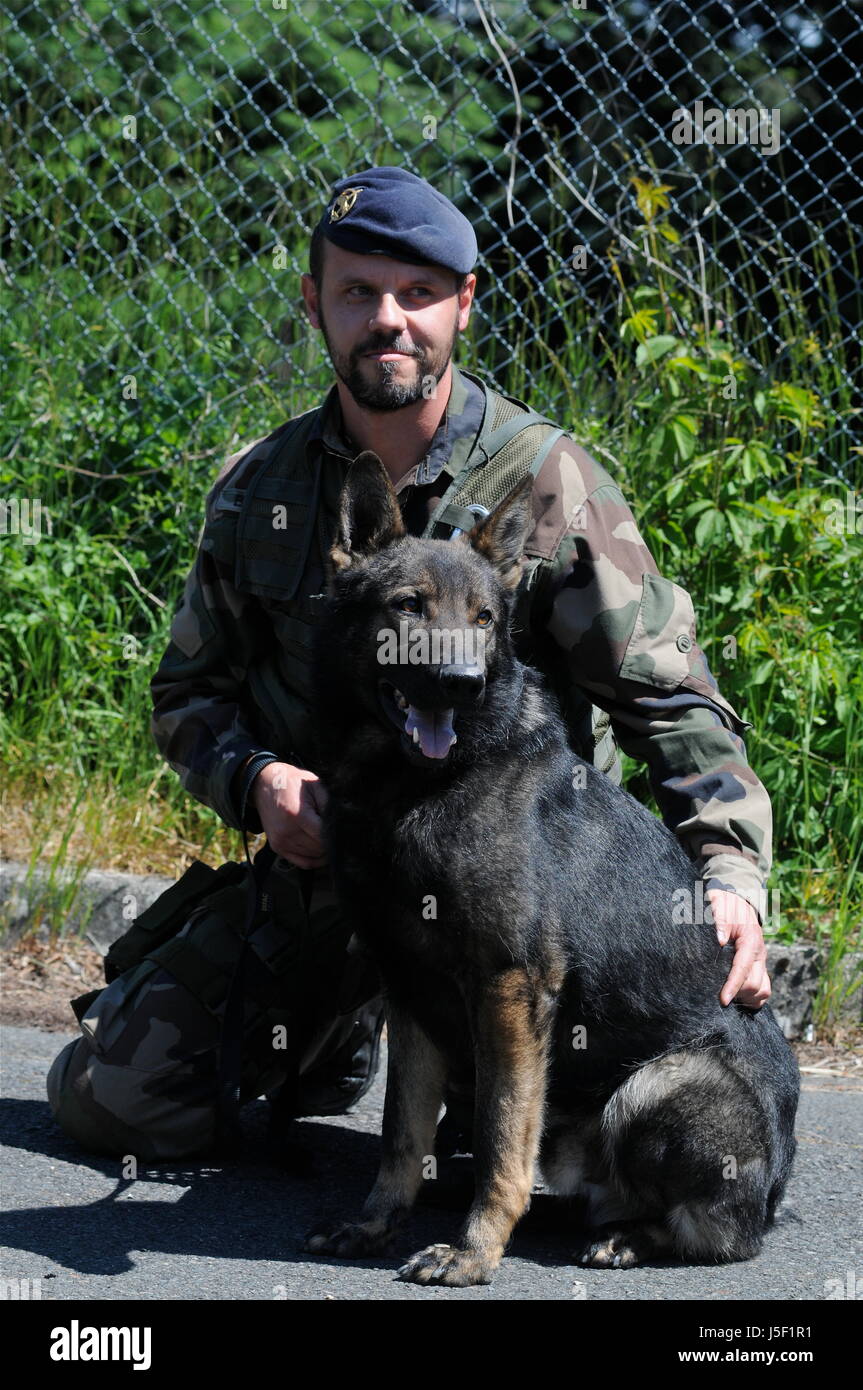 French Air Force commandos take part into antiterrorist drill at Mount ...
