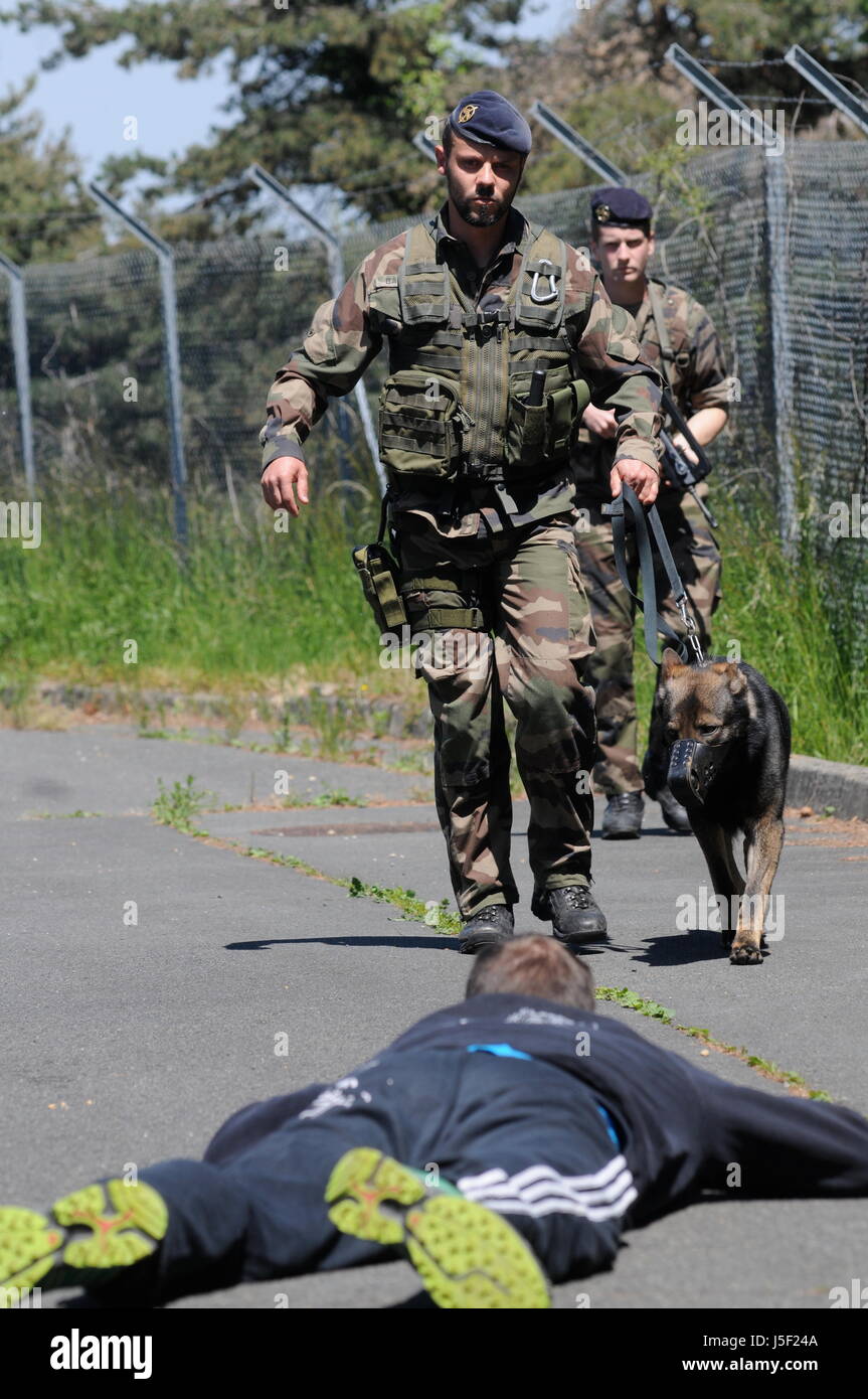 French Air Force commandos take part into antiterrorist drill at Mount ...