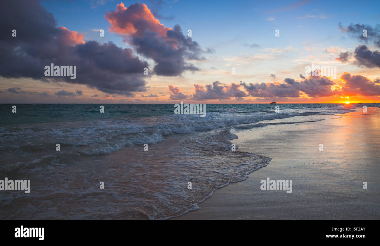 Tropical sunrise. Atlantic Ocean coast, Bavaro beach, Hispaniola Island ...