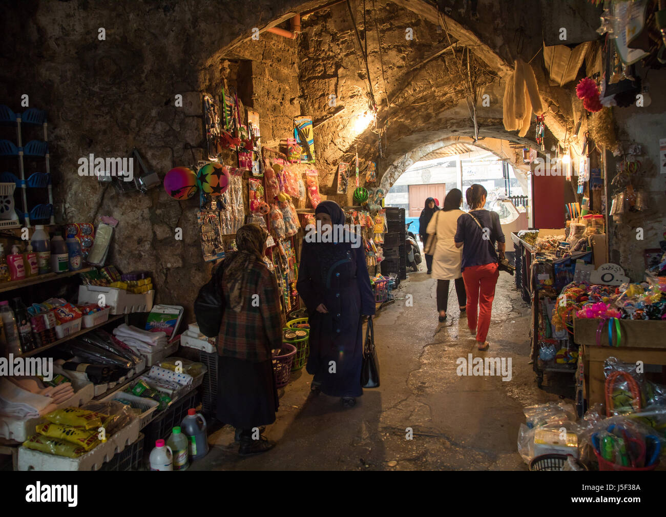 Covered old souk, North Governorate, Tripoli, Lebanon Stock Photo - Alamy