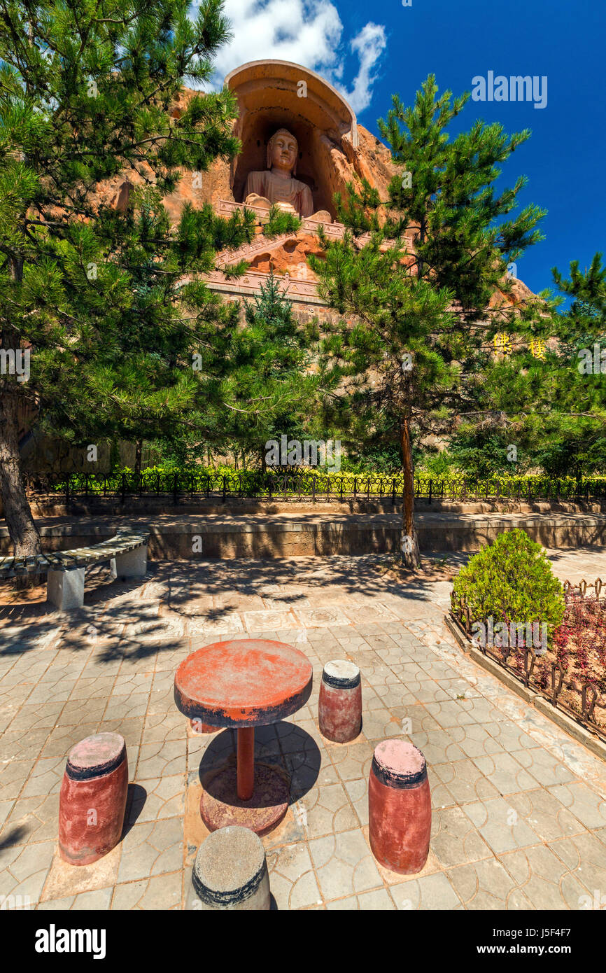 Mount Sumeru Grottoes, Guyuan, Ningxia, China Stock Photo - Alamy