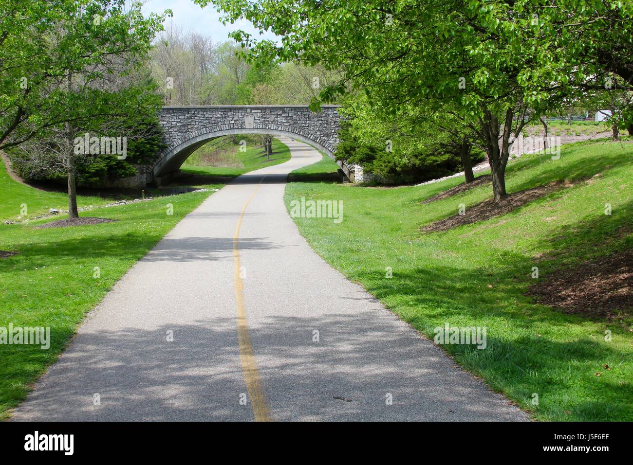 Walking the walkways and trails of the park Stock Photo - Alamy