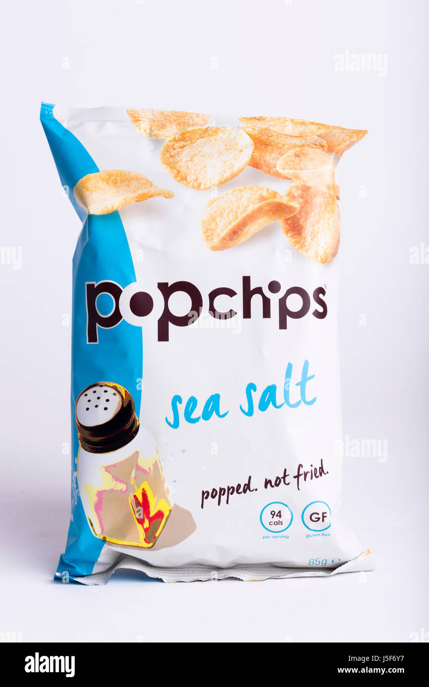 Pop chips hi-res stock photography and images - Alamy