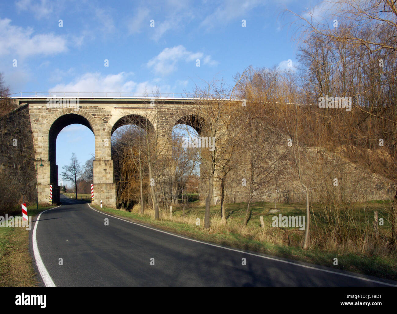 stone bridge arc wall stanchion granite arcs circular arc stable ...