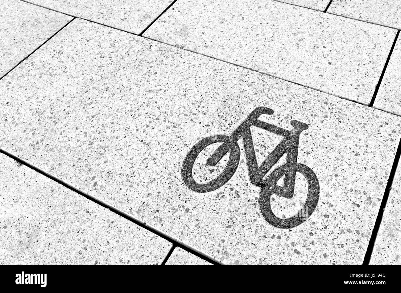platt driven bicycle plate Stock Photo - Alamy