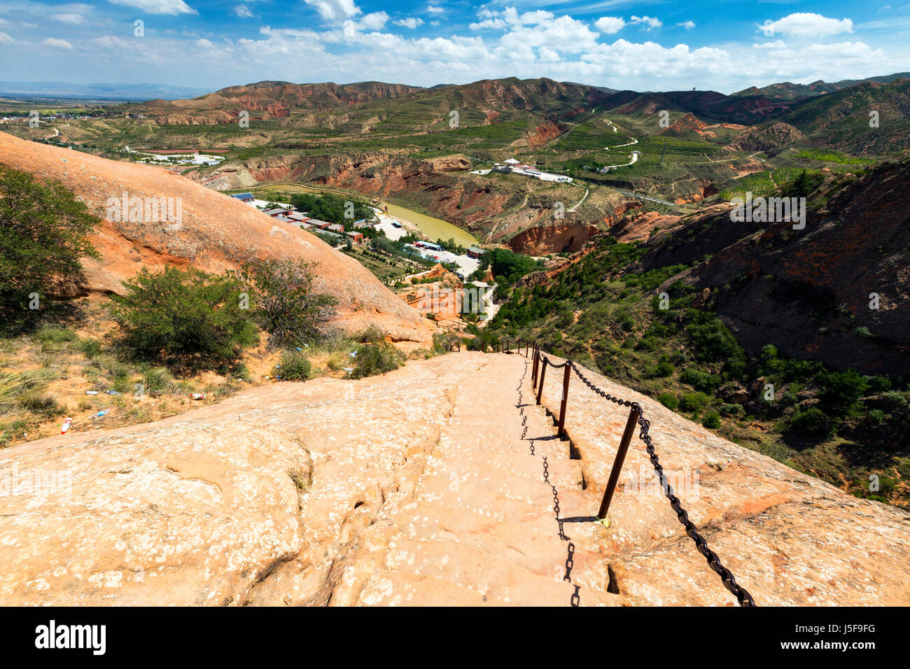 Mount sumeru grottoes guyuan ningxia hi-res stock photography and ...