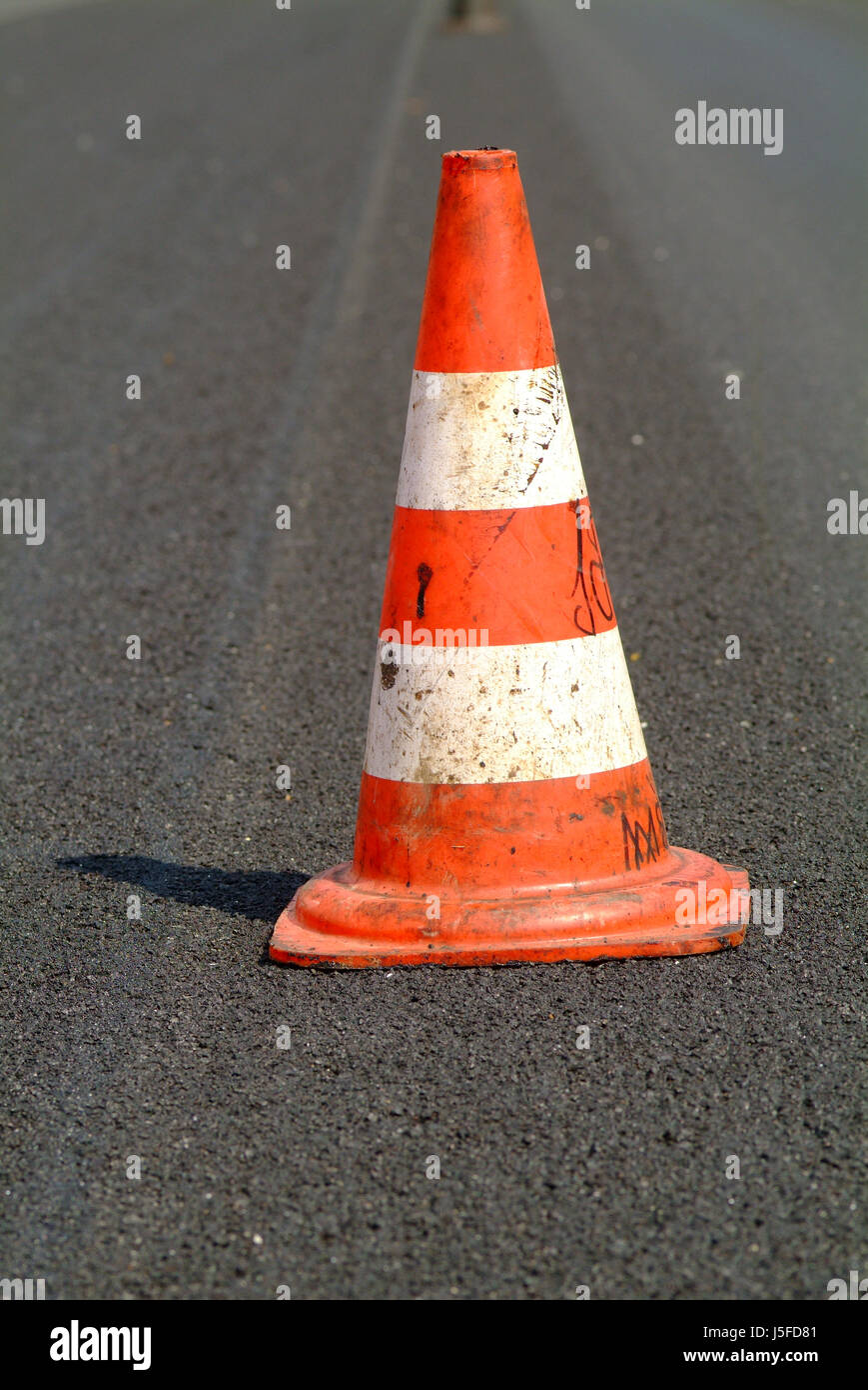 sign signal danger ring risk traffic transportation hat watchful blank ...