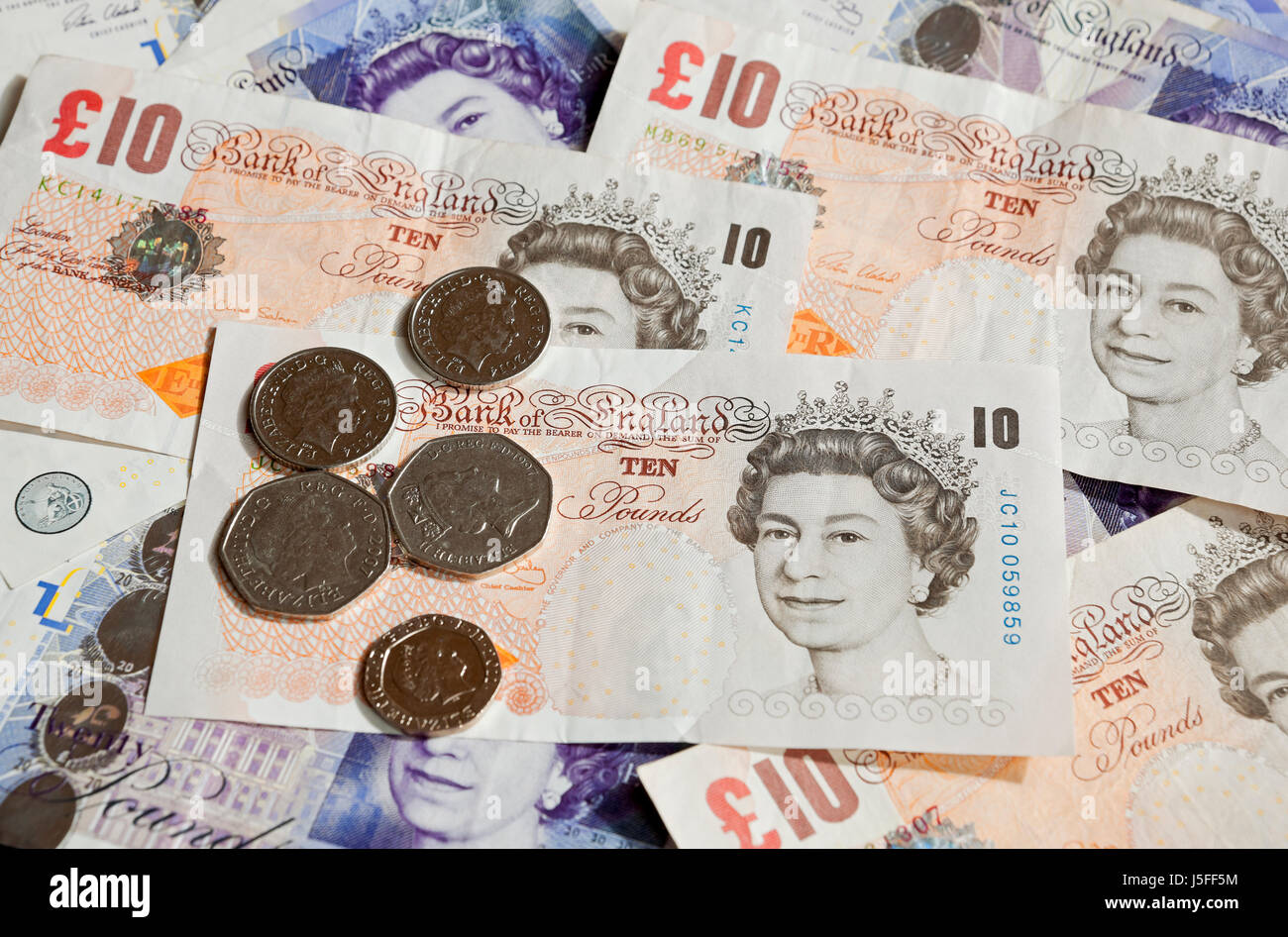 English banknotes hi-res stock photography and images - Alamy