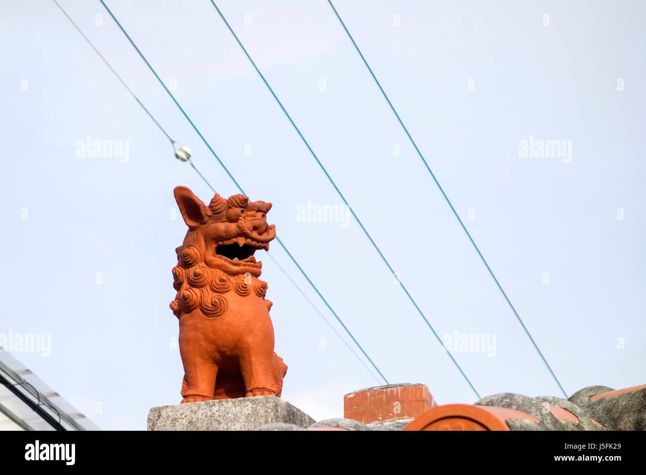 Okinawa shisa hi-res stock photography and images - Alamy