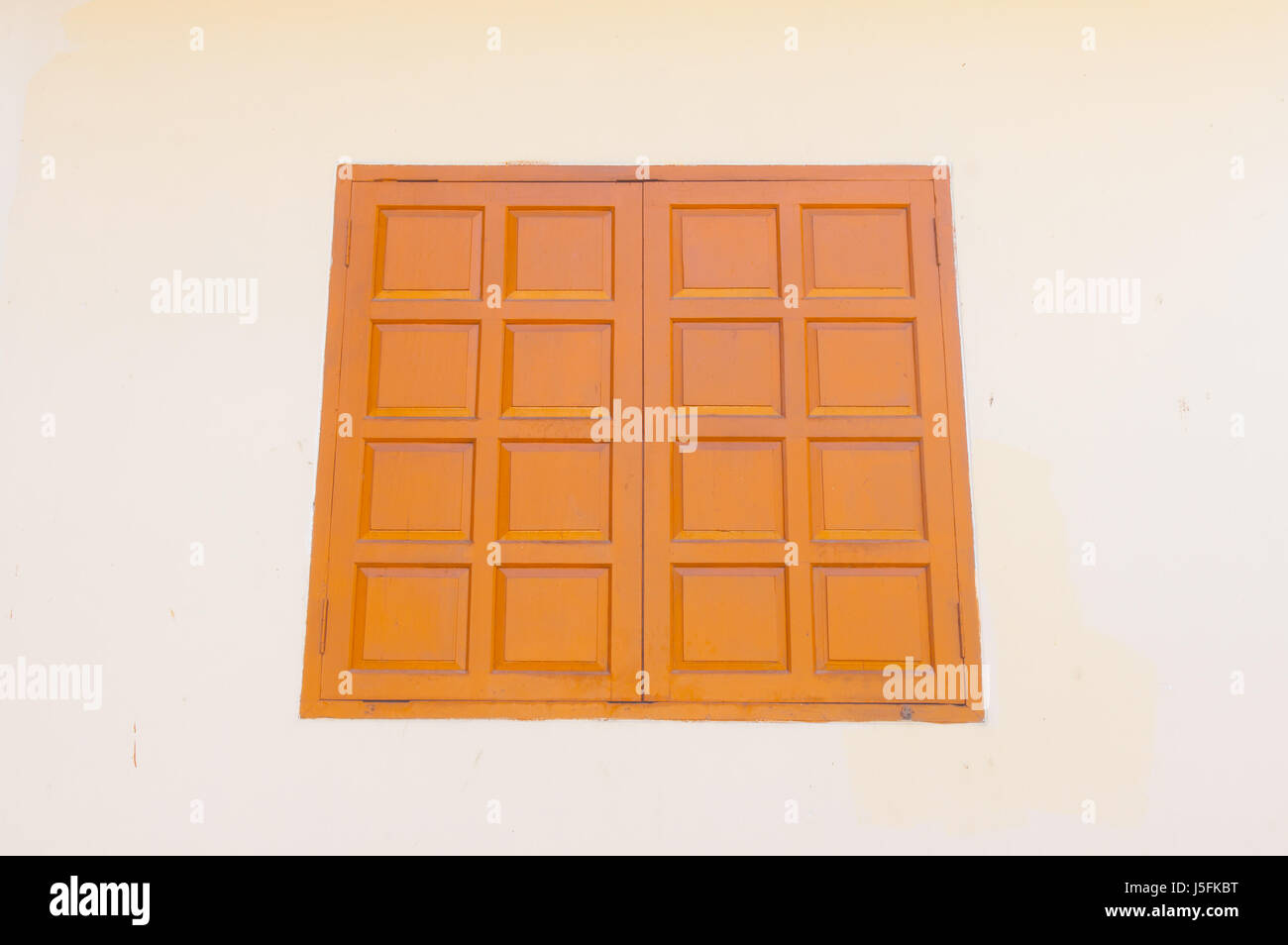 Exterior broken glass wood wall hi-res stock photography and images - Alamy