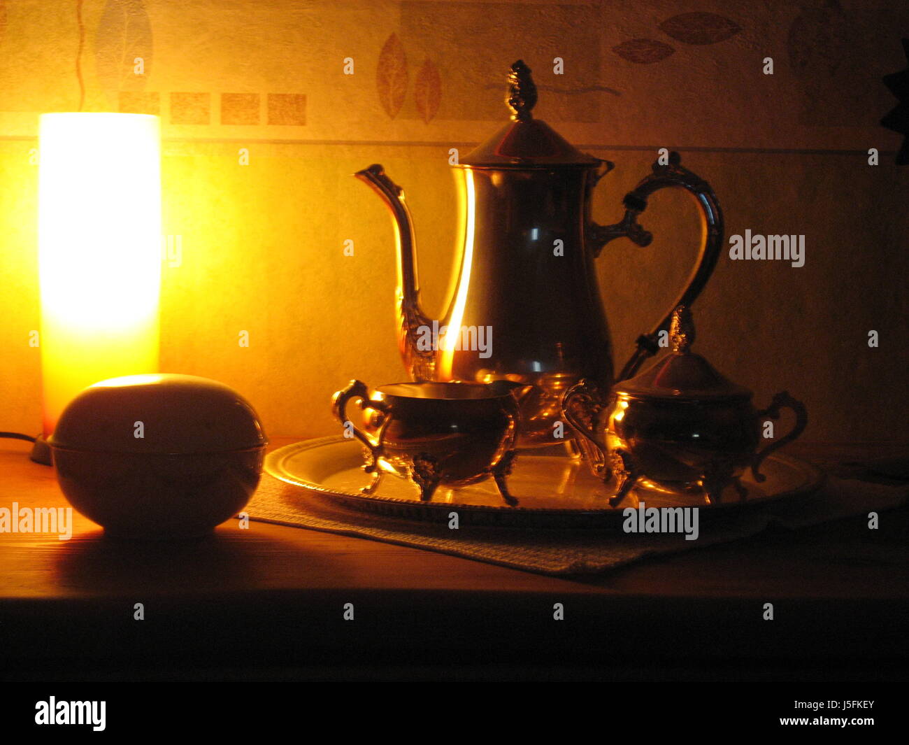 cup shine shines bright lucent light serene luminous silver brilliance ...