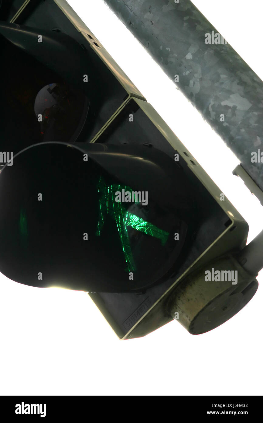 green traffic light Stock Photo - Alamy