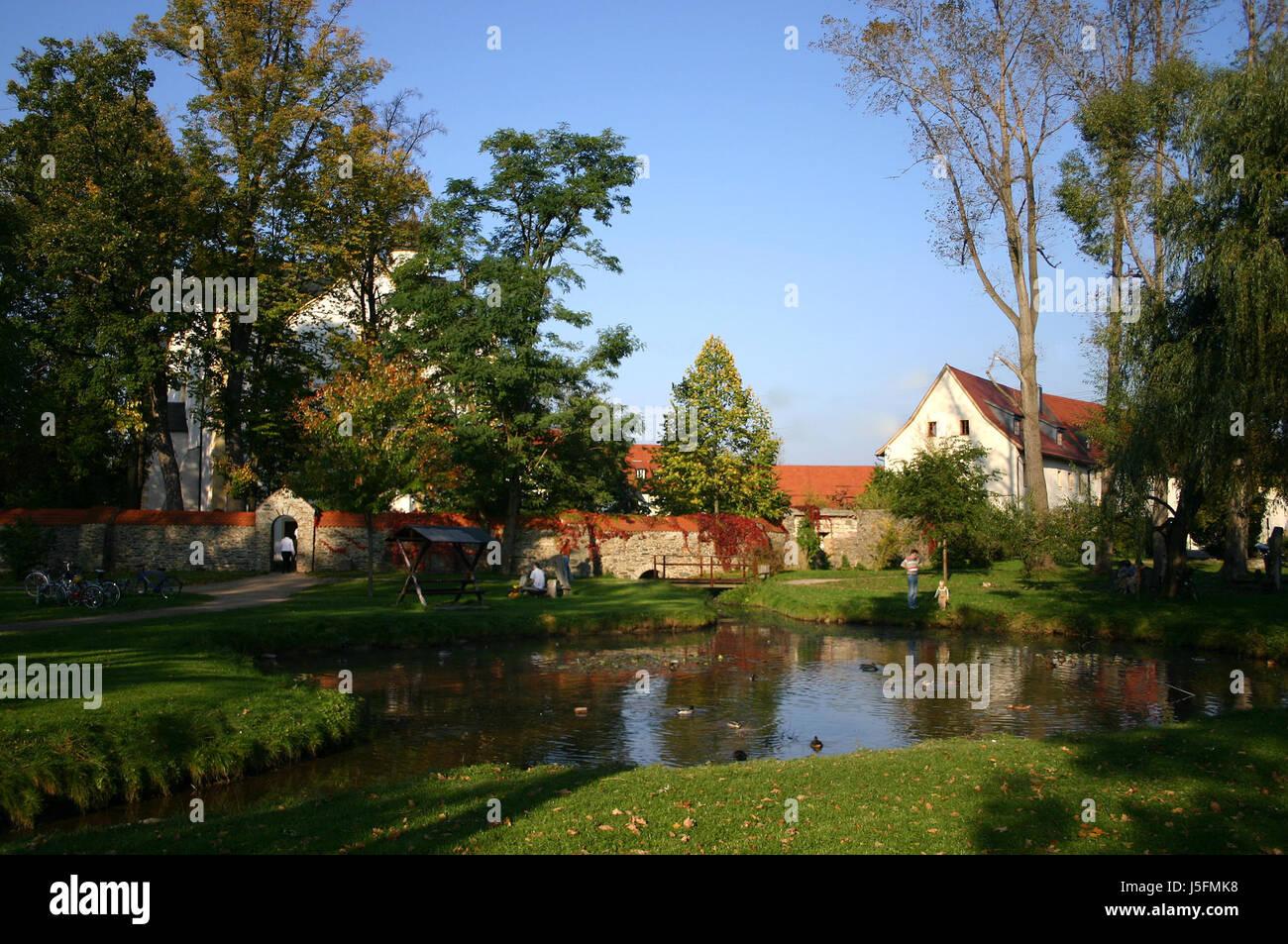 Renaissance recreation hi-res stock photography and images - Alamy