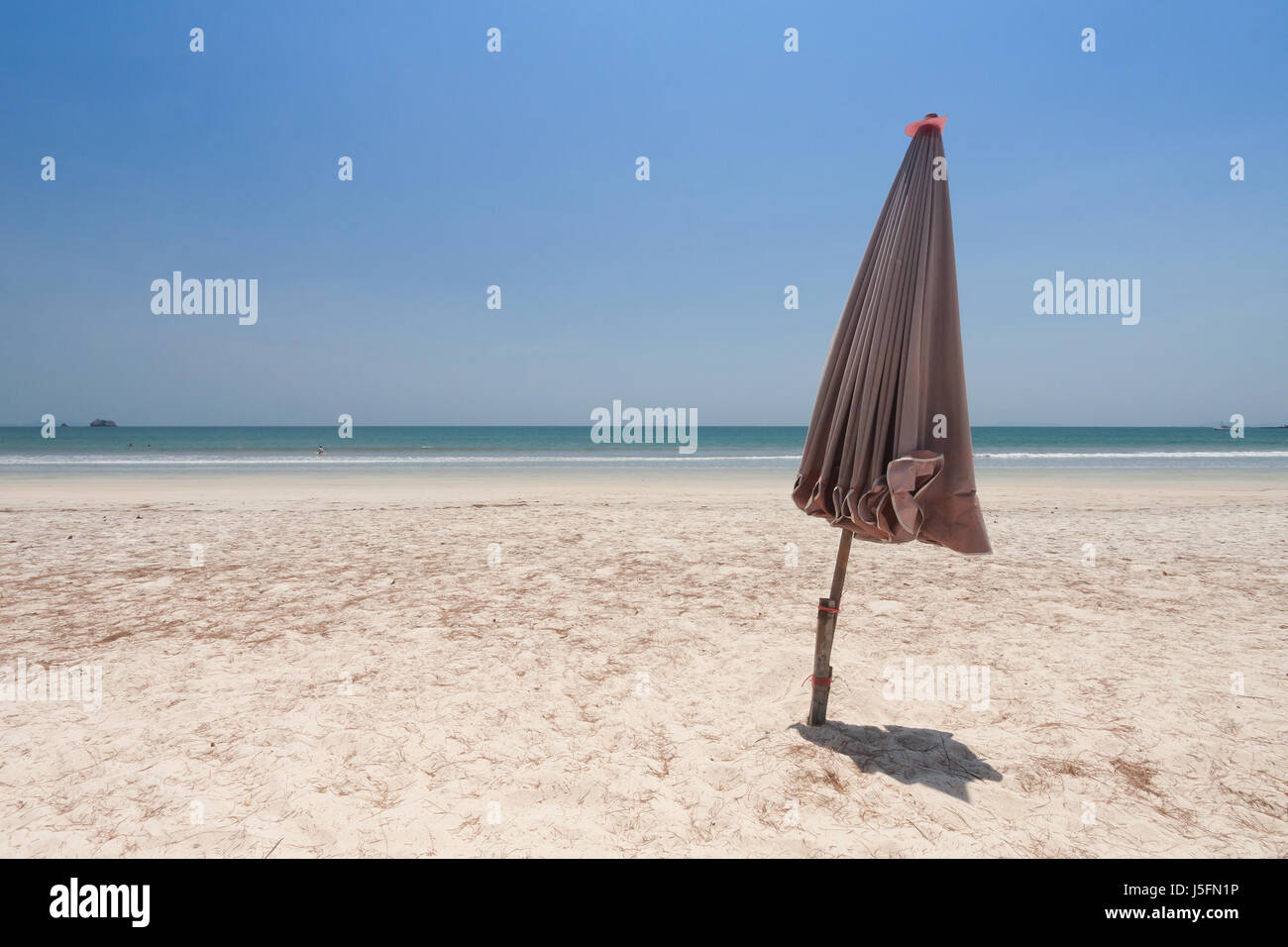 Folded umbrella hi-res stock photography and images - Alamy