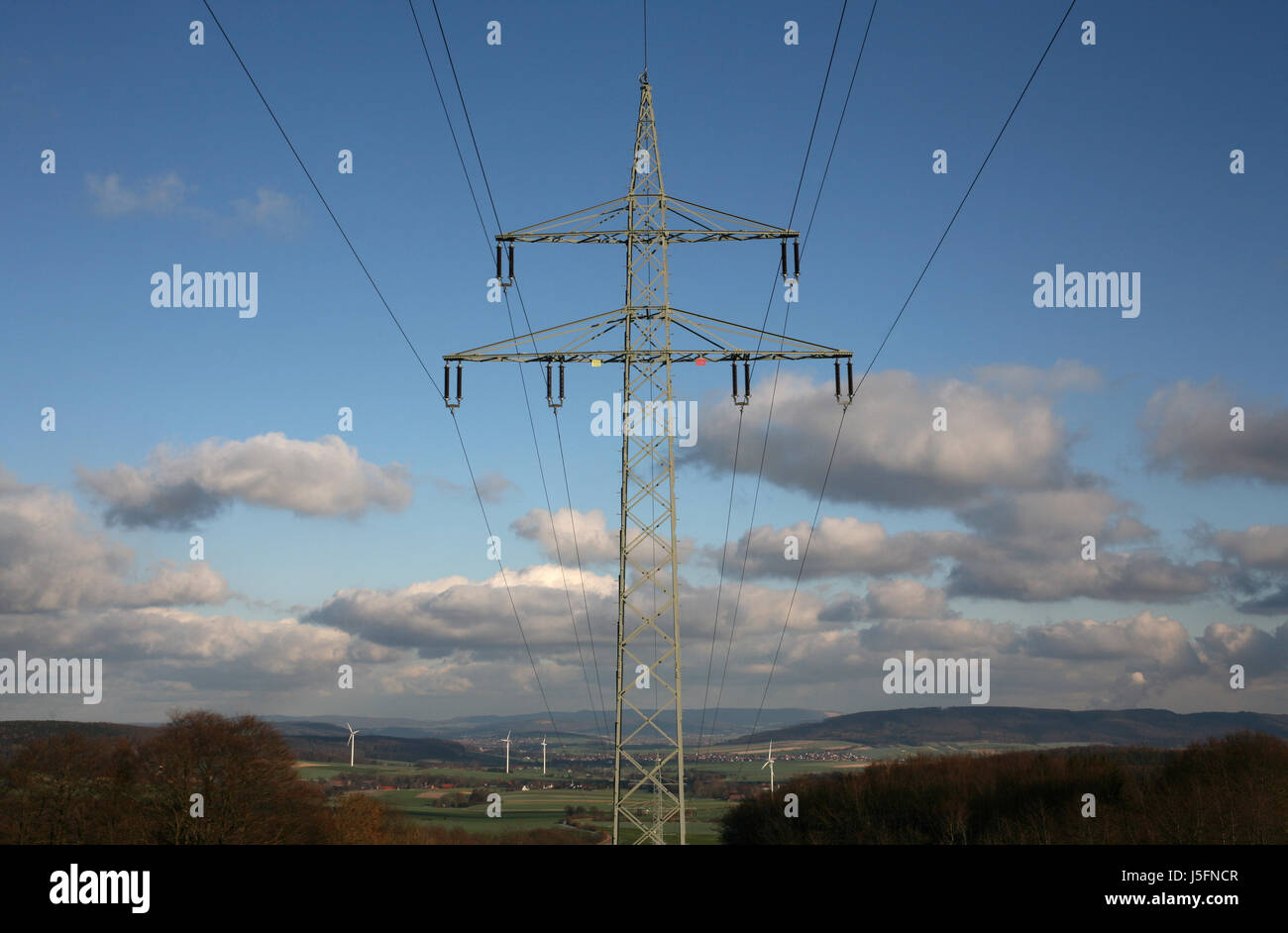 Starkstrommast hi-res stock photography and images - Alamy