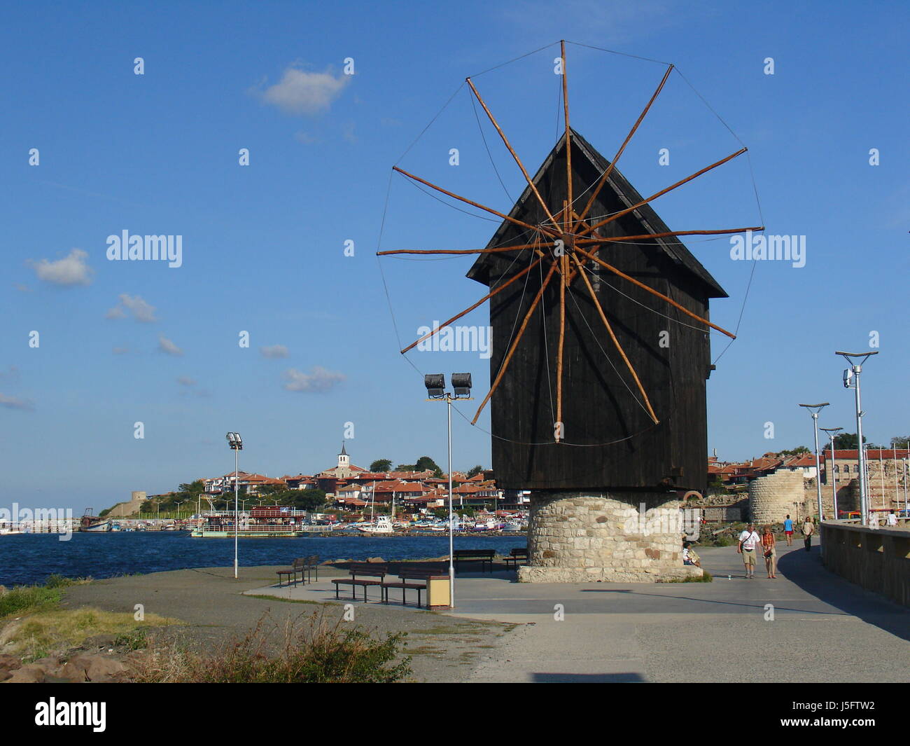 holiday vacation holidays vacations antique tourism old town sightseers ...
