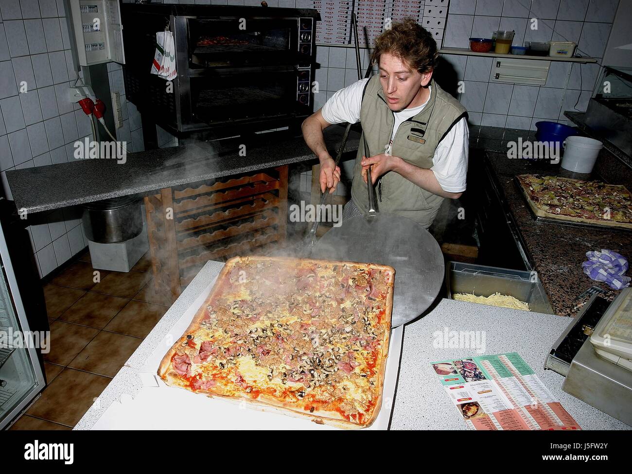 hunger kitchen cuisine boil cooks boiling cooking dainty pizza food ...