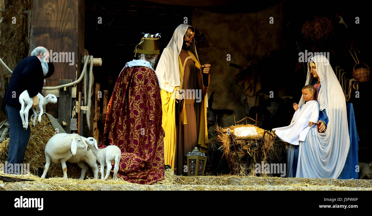 nativity scene in st. peter's square Stock Photo - Alamy