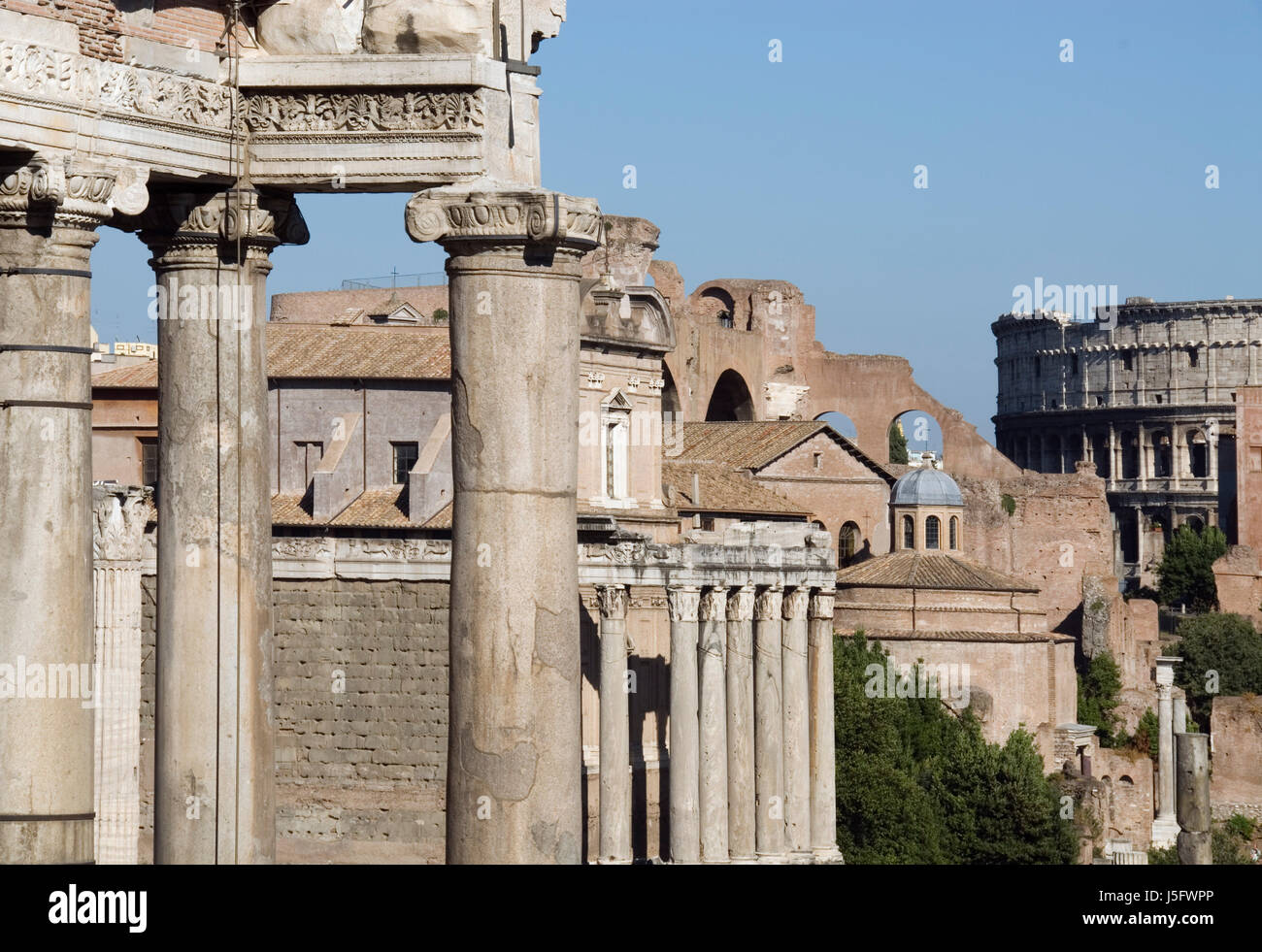 Kolosseum forum romanum hi-res stock photography and images - Alamy