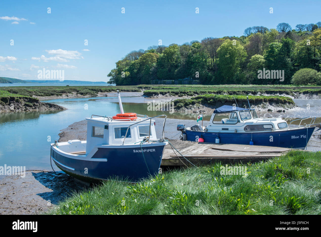 Taf river estuary hi-res stock photography and images - Alamy