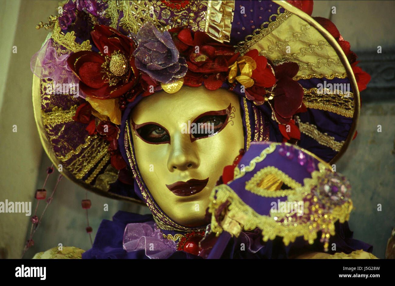 Goldmaske hi-res stock photography and images - Alamy