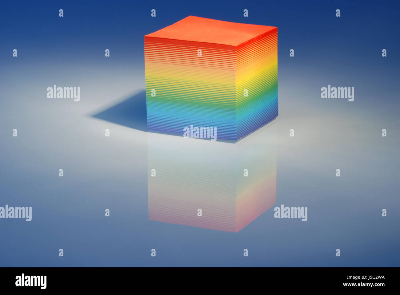 Sheets coloured paper hi-res stock photography and images - Alamy