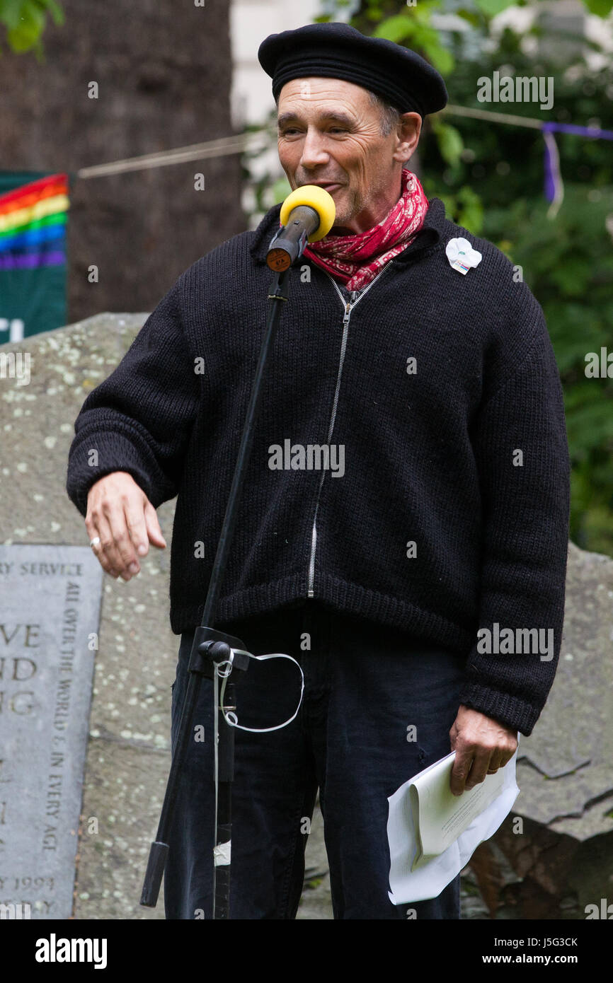 London, UK. 15th May, 2017. Sir Mark Rylance attends a ceremony in ...