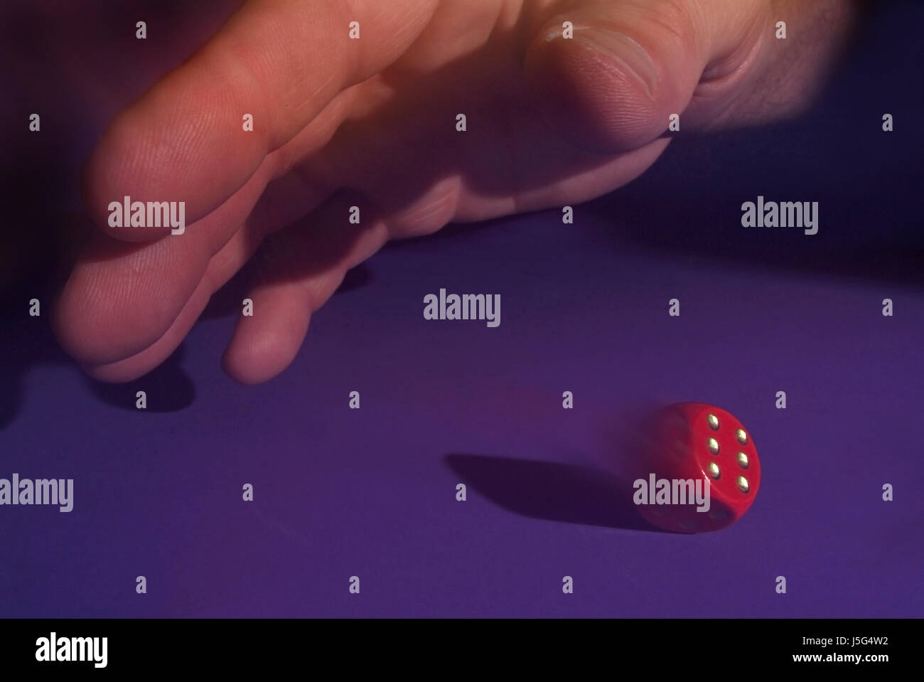 roll the dice Stock Photo - Alamy