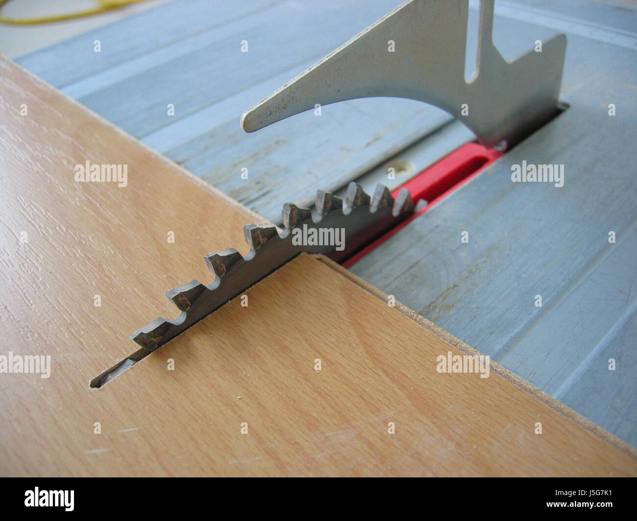 tool engine drive motor saw parquet renovation cut myth say upgrading ...