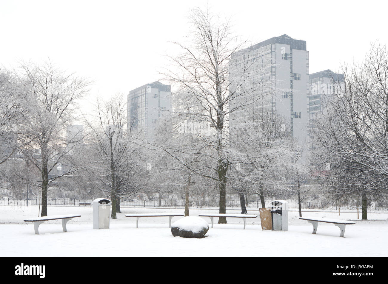 Glasgow housing project hi-res stock photography and images - Alamy