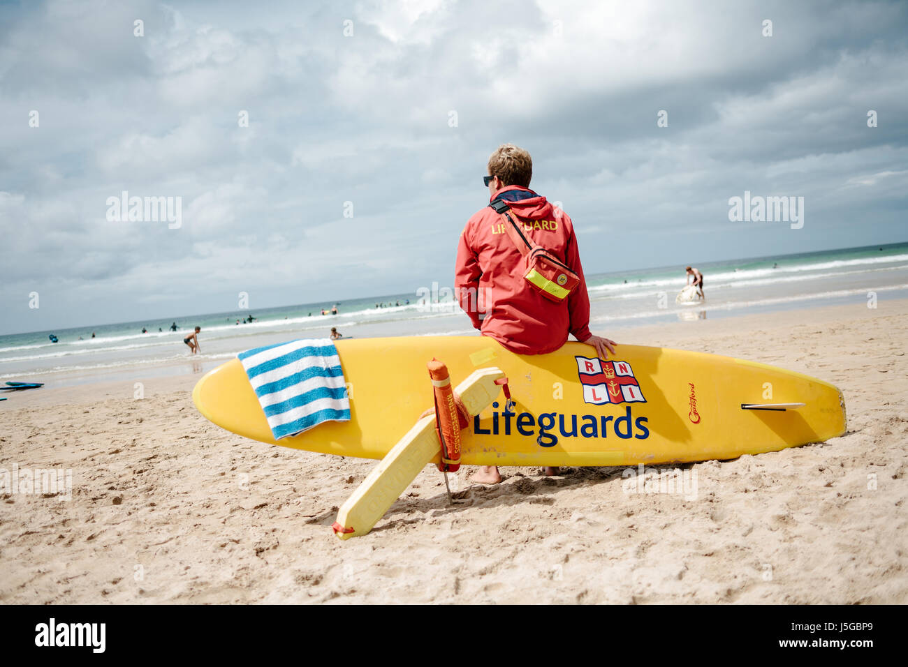 Rnli lifeguard surfboard hi-res stock photography and images - Alamy