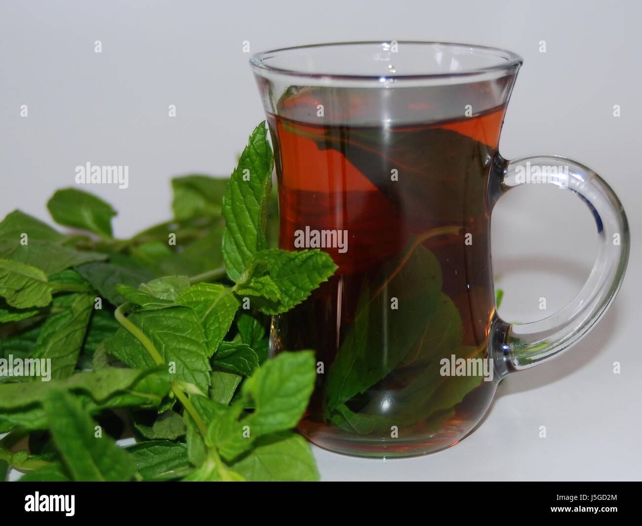 glass chalice tumbler tea drink drinking bibs peppermint fresh ...