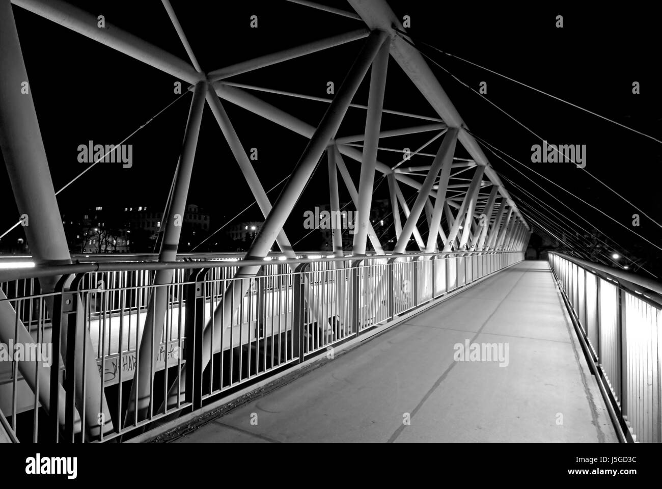 Symmetric lines of the bridge hi-res stock photography and images - Alamy