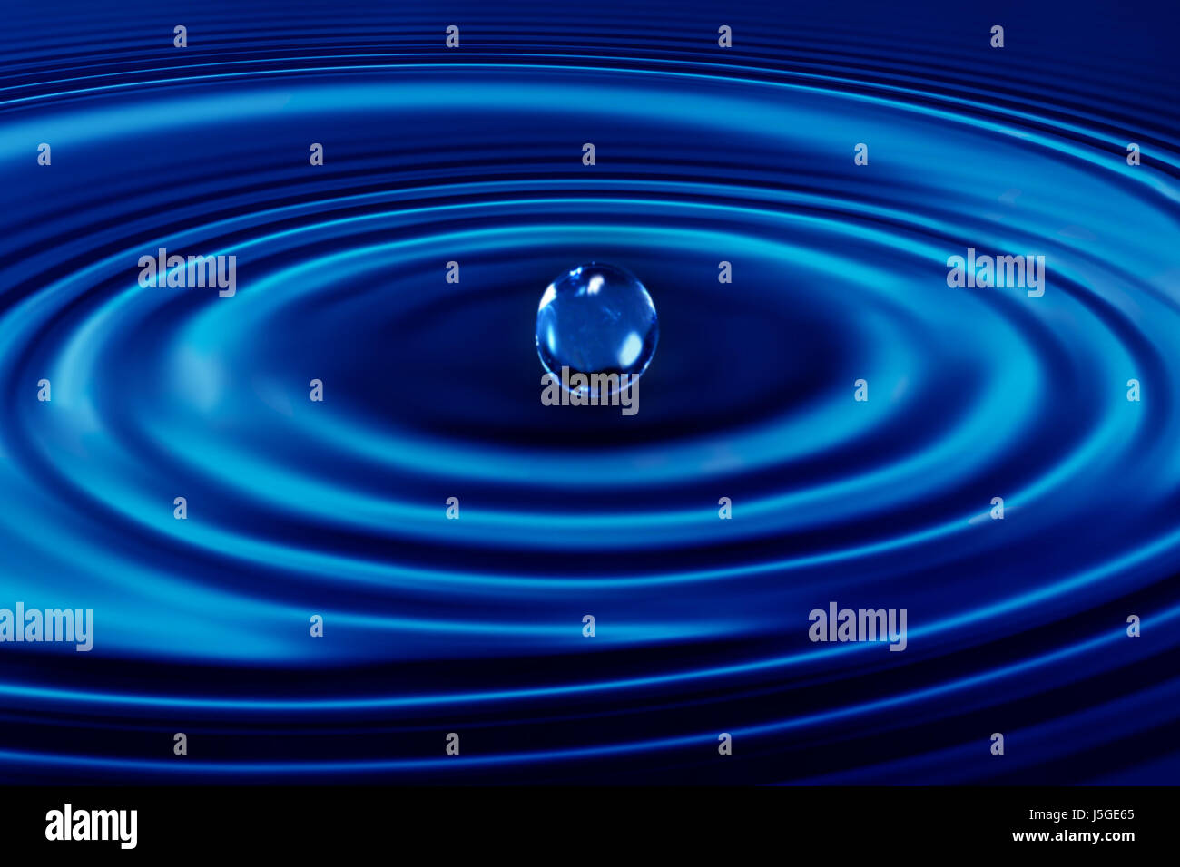 water drops - blue blub Stock Photo - Alamy