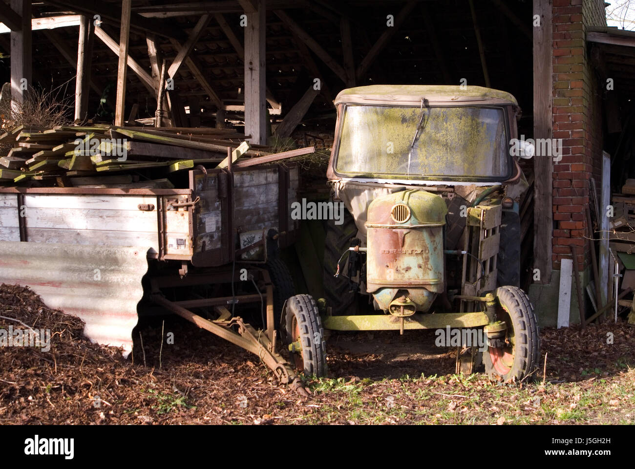 Rotten Trailer High Resolution Stock Photography and Images - Alamy
