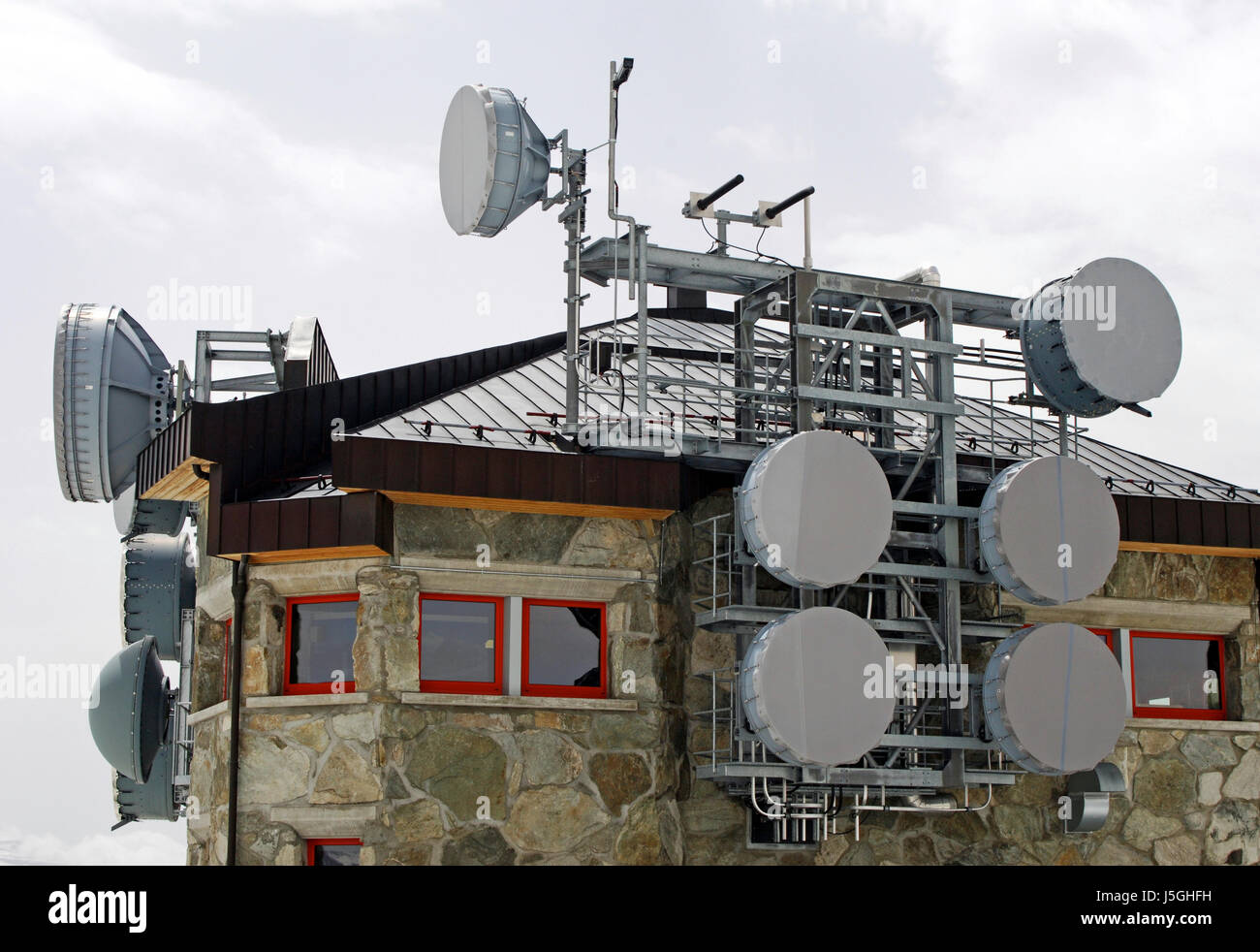 Relay system hi-res stock photography and images - Alamy