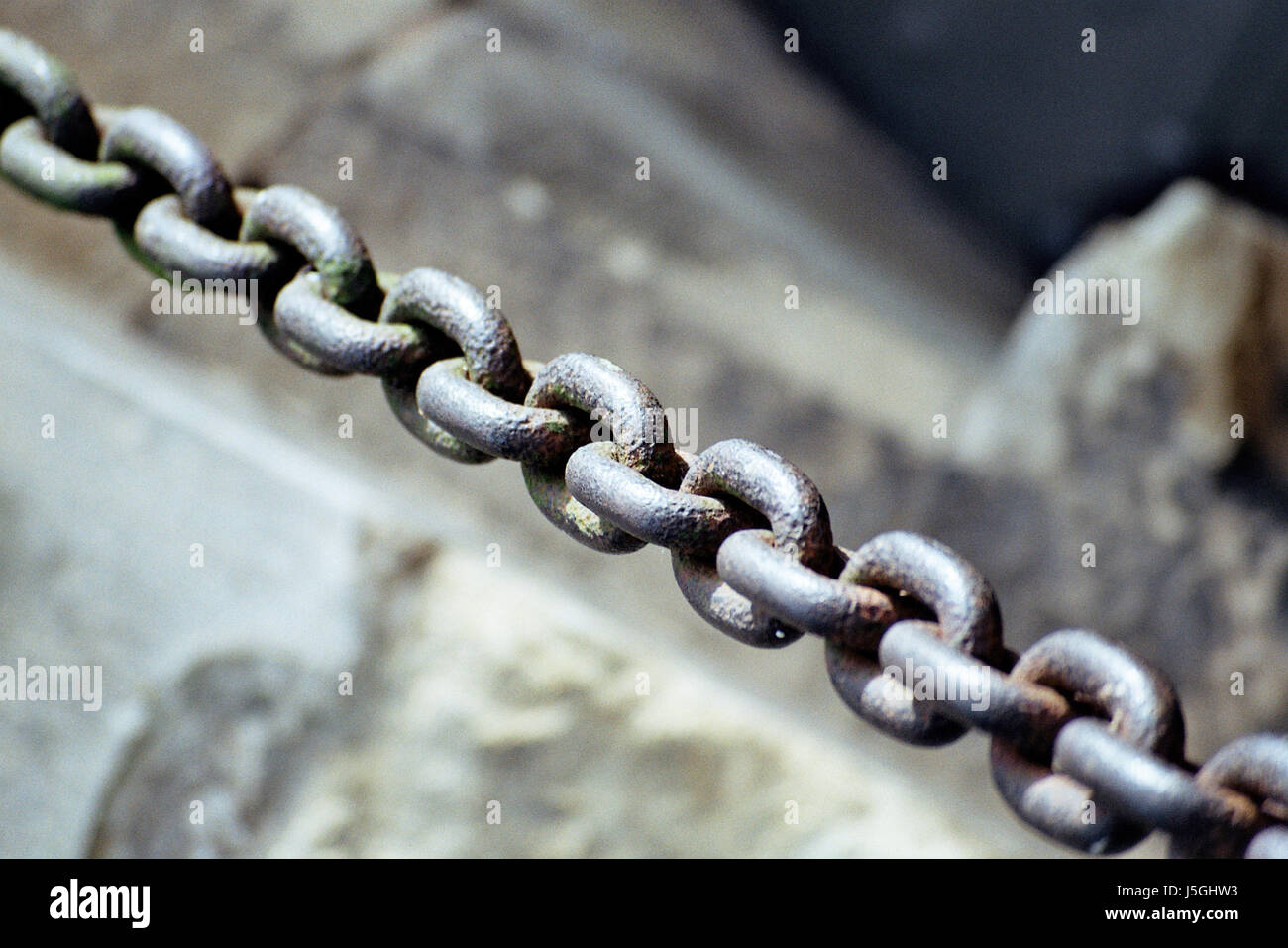 detail bridge chain iron metal limbs tense limb drawbridge chain link ...