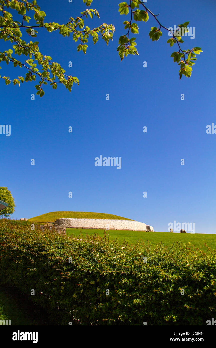 Dowth passage tomb art hi-res stock photography and images - Alamy