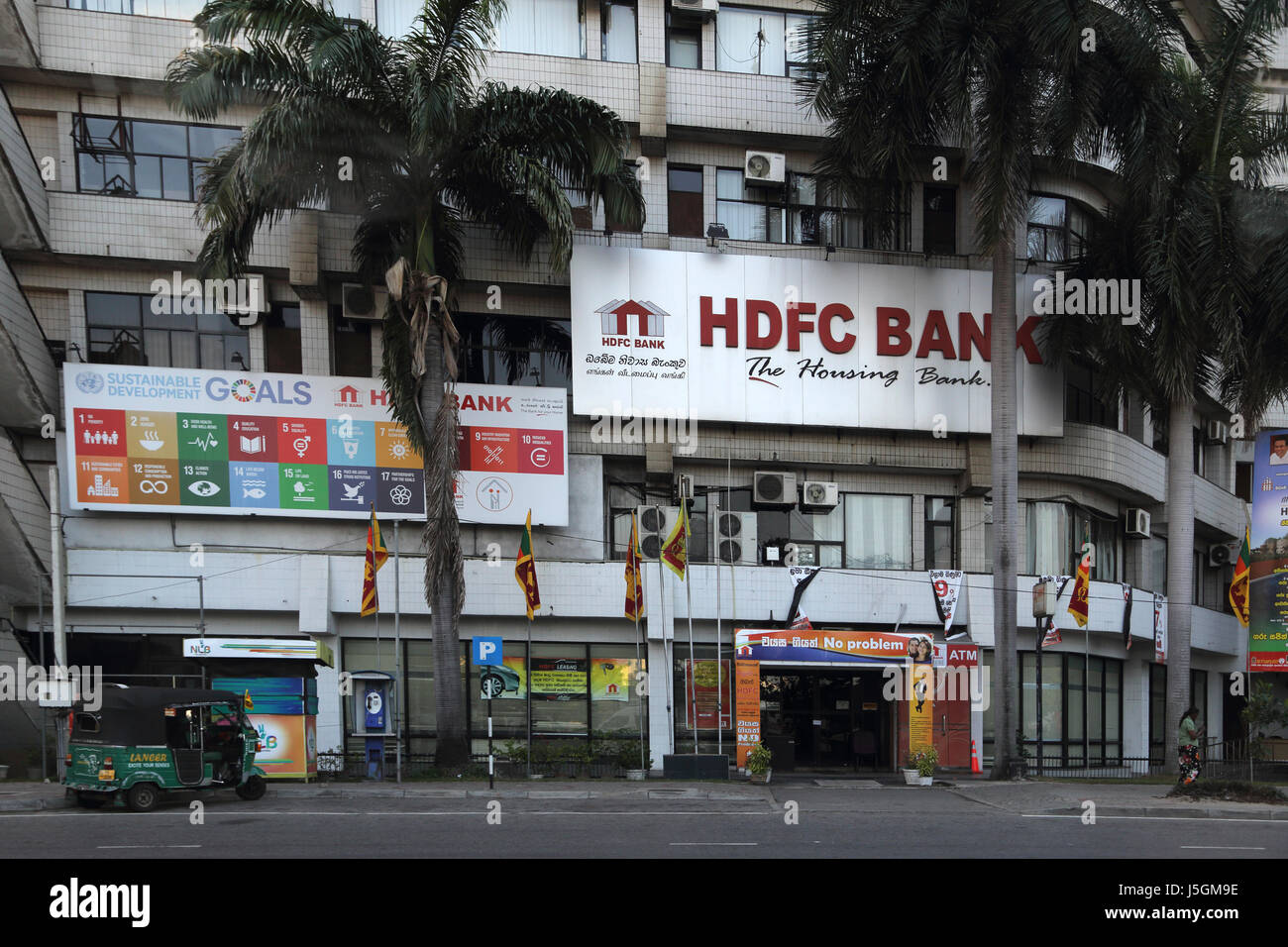 Hdfc bank hi-res stock photography and images - Alamy