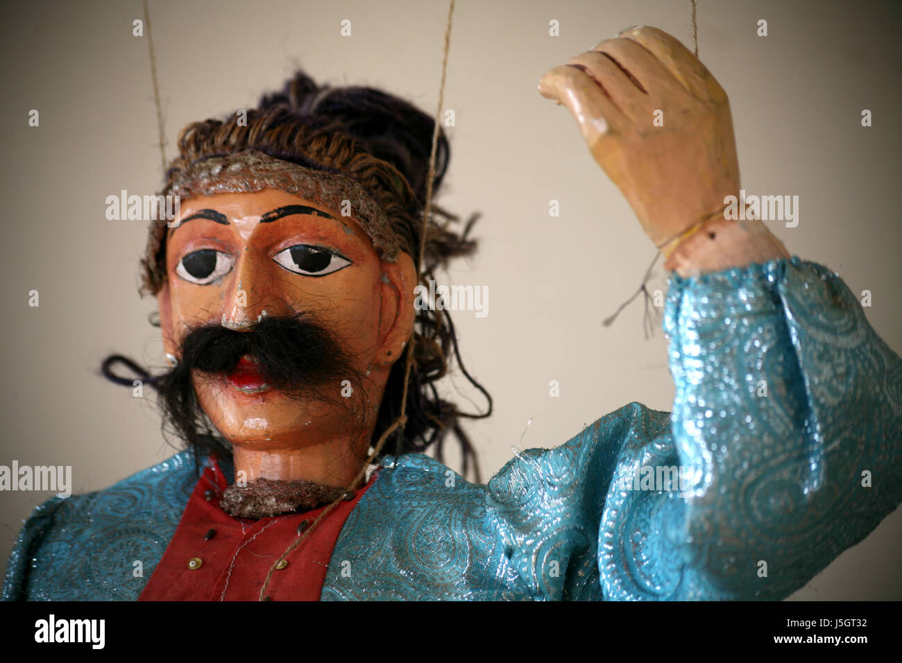 historical entertainment antique act performance toy thread doll ...