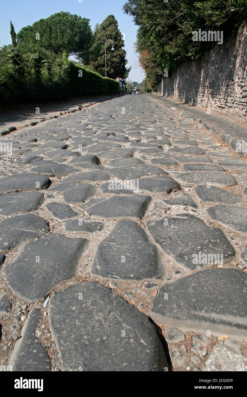 Roman transportation hi-res stock photography and images - Alamy