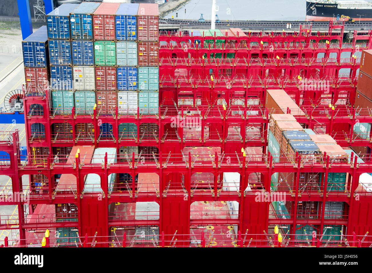 Ever goods container ship hi-res stock photography and images - Alamy