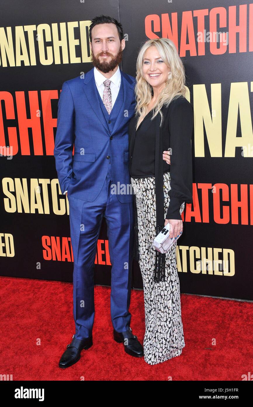 Los Angeles, CA, USA. 10th May, 2017. Kate Hudson, Danny Fujikawa at ...