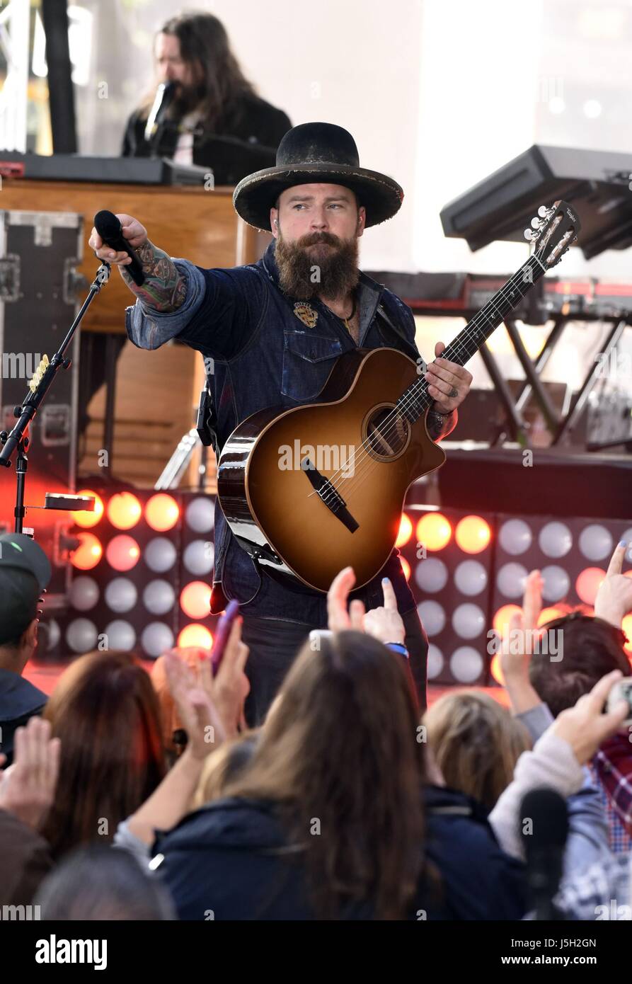 Zac Brown on stage for NBC Today Show Concert with Zac Brown Band ...