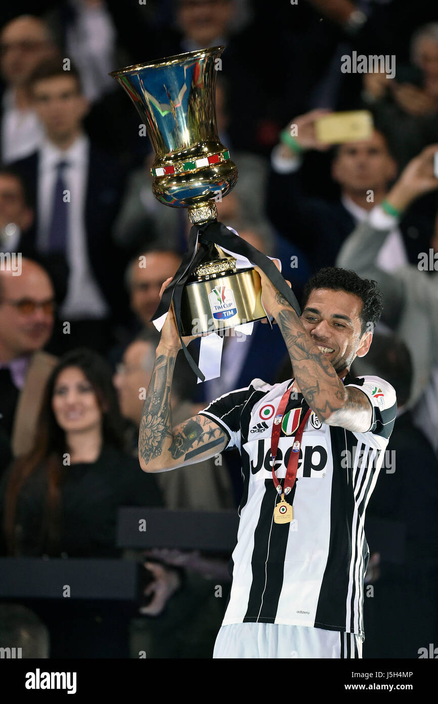 Daniel alves serie a hi-res stock photography and images - Alamy