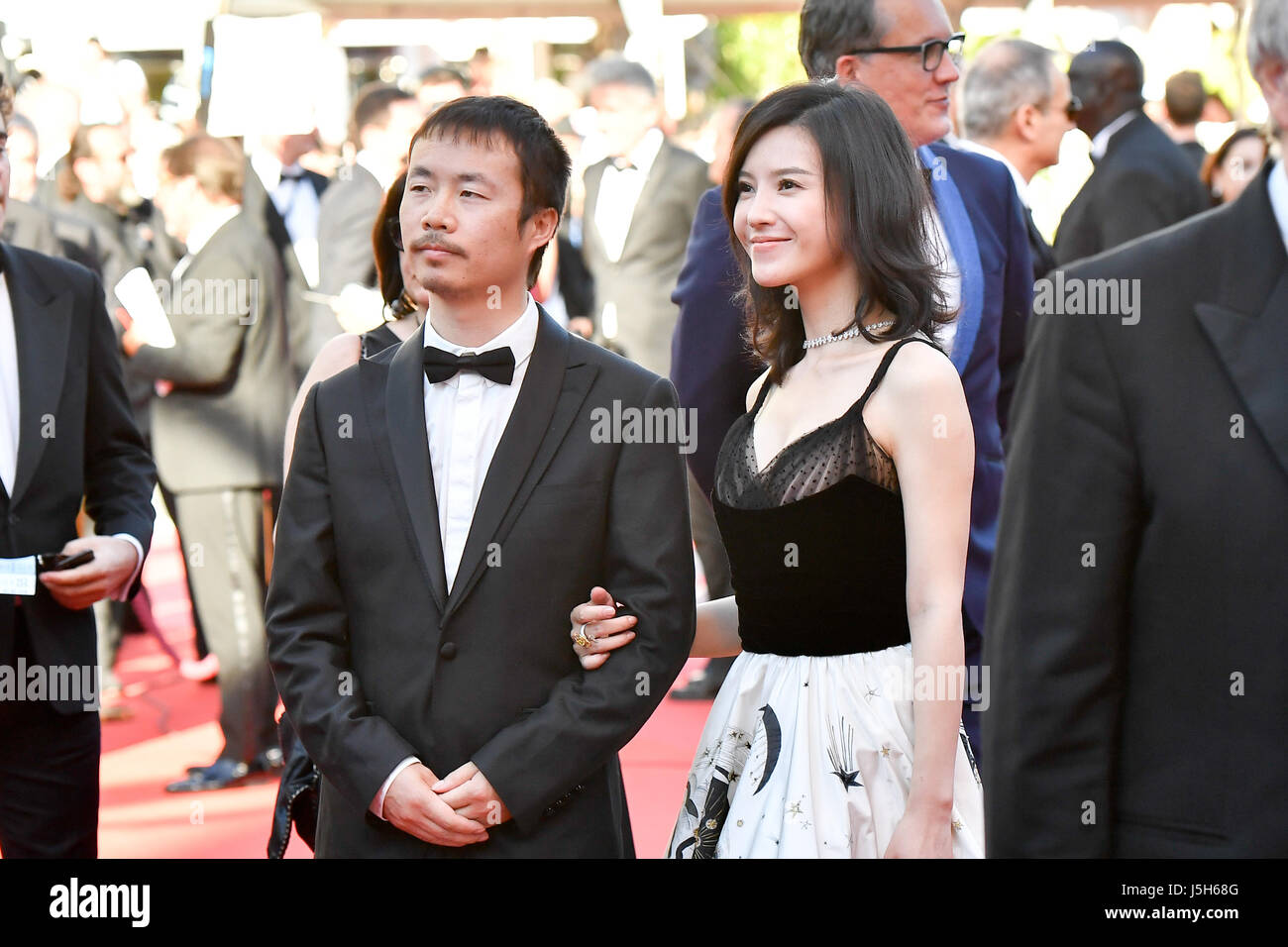 Cannes, France. 17th May, 2017. Chinese actress Yang Zishan (R) and ...