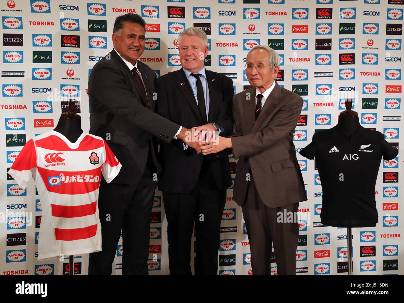 Tokyo, Japan. 17th May, 2017. New Zealand Rugby Union CEO Steve Tew (C ...